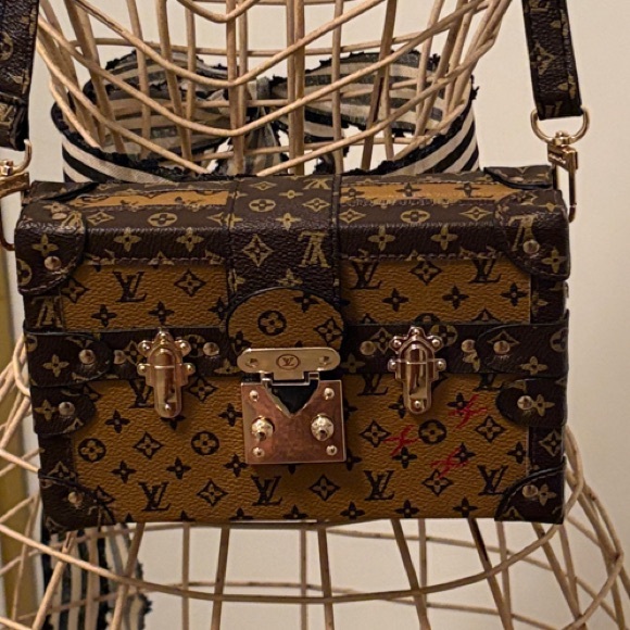 Chic LV small bag | Bags | Designer Lv Brown Monogram Crossbody Bag ...